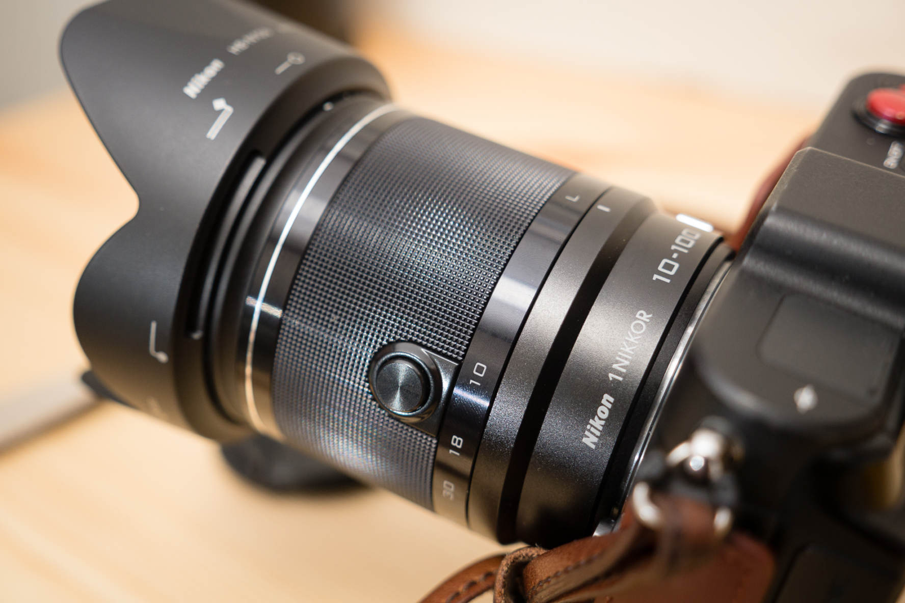 1 NIKKOR VR 10-100mm f/4-5.6 レビュー。ニコン 1 の高倍率便利ズームのいいところ、悪いところ | かめらとブログ。